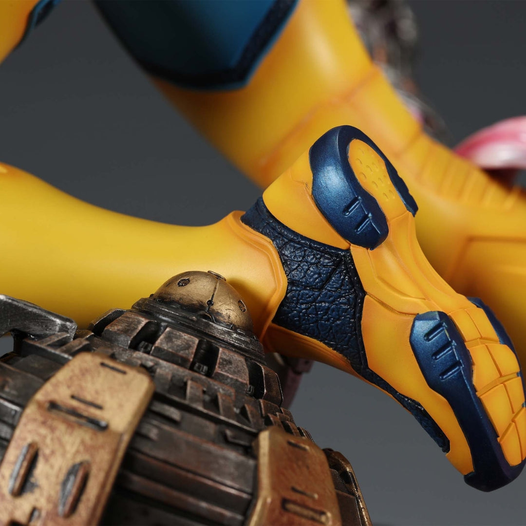 X-Men Jean Grey (Classic) 1/4 Scale Statue by XM Studios - www.superherotoystore.com