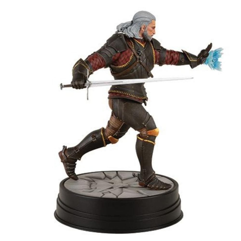 Geralt (Toussaint Tourney Armor) Figure by Dark Horse Comics - www ...