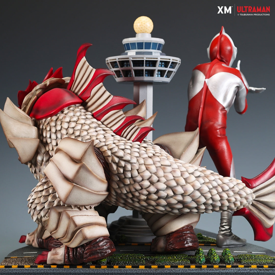 SJ55 Series: Ultraman Merliger (Changi Airport) Statue By, 43% OFF